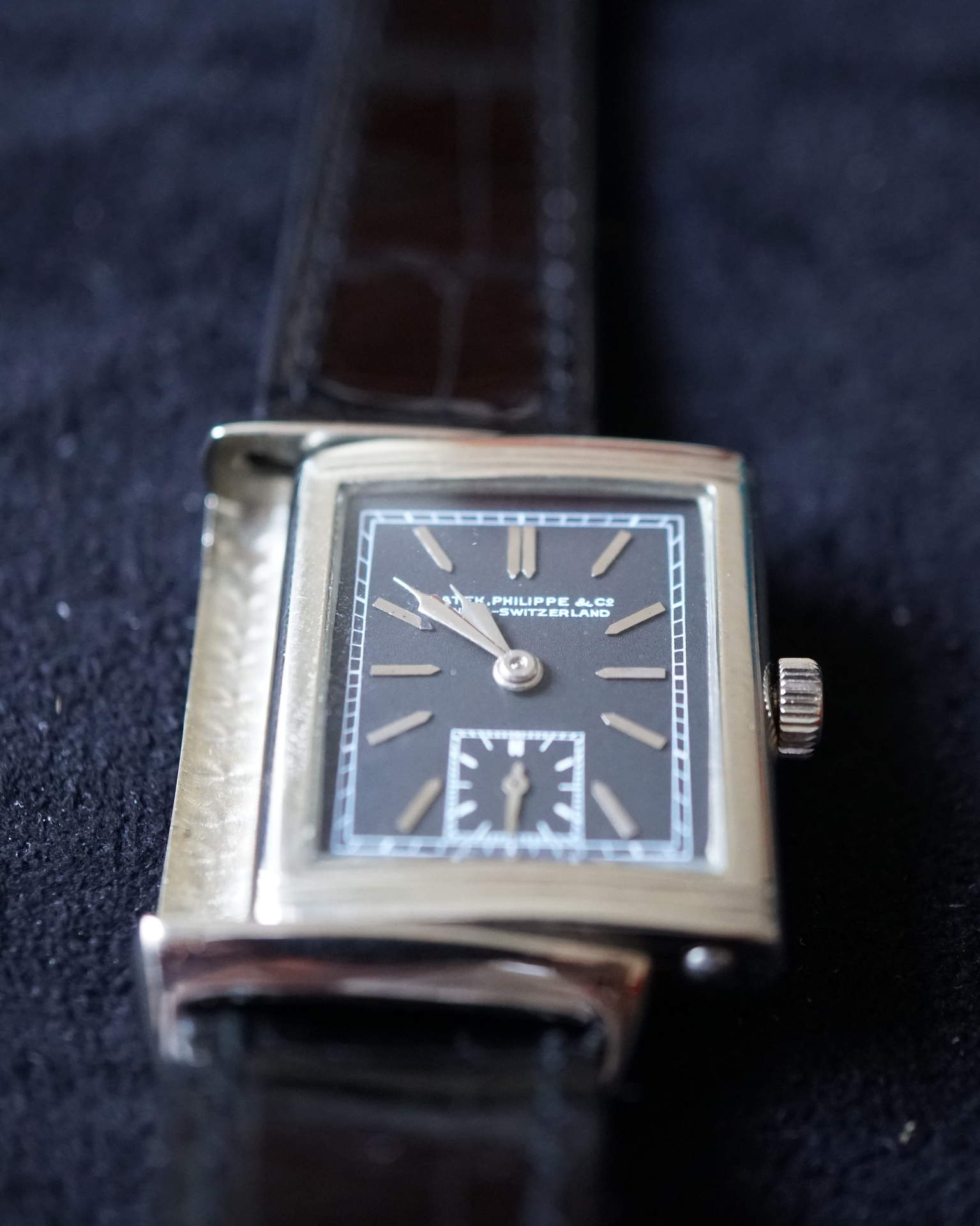 Le Monde Edmond | The Patek: Reverso